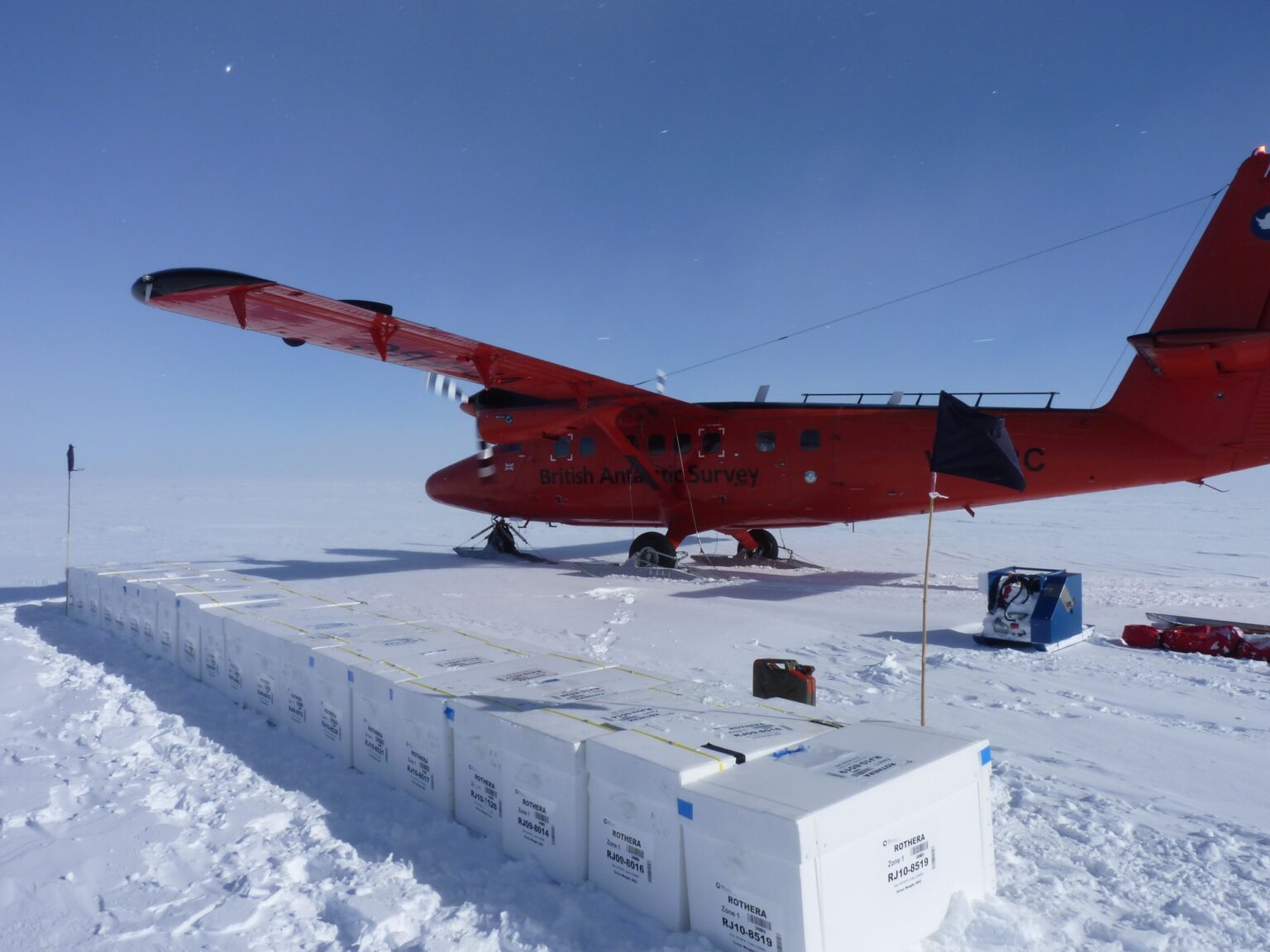Ice core aquisition and analysis - British Antarctic Survey