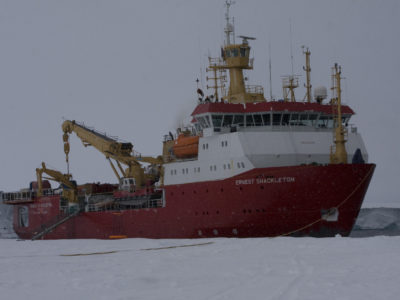 NEWS STORY: Staff head into deep Antarctica - British Antarctic Survey