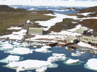 Signy Island is hottest place in the Antarctic - British Antarctic ...