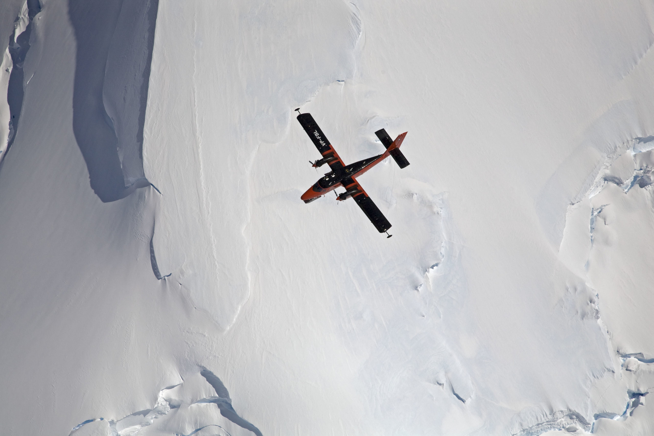 Flying campaign to improve climate modelling begins - British Antarctic ...