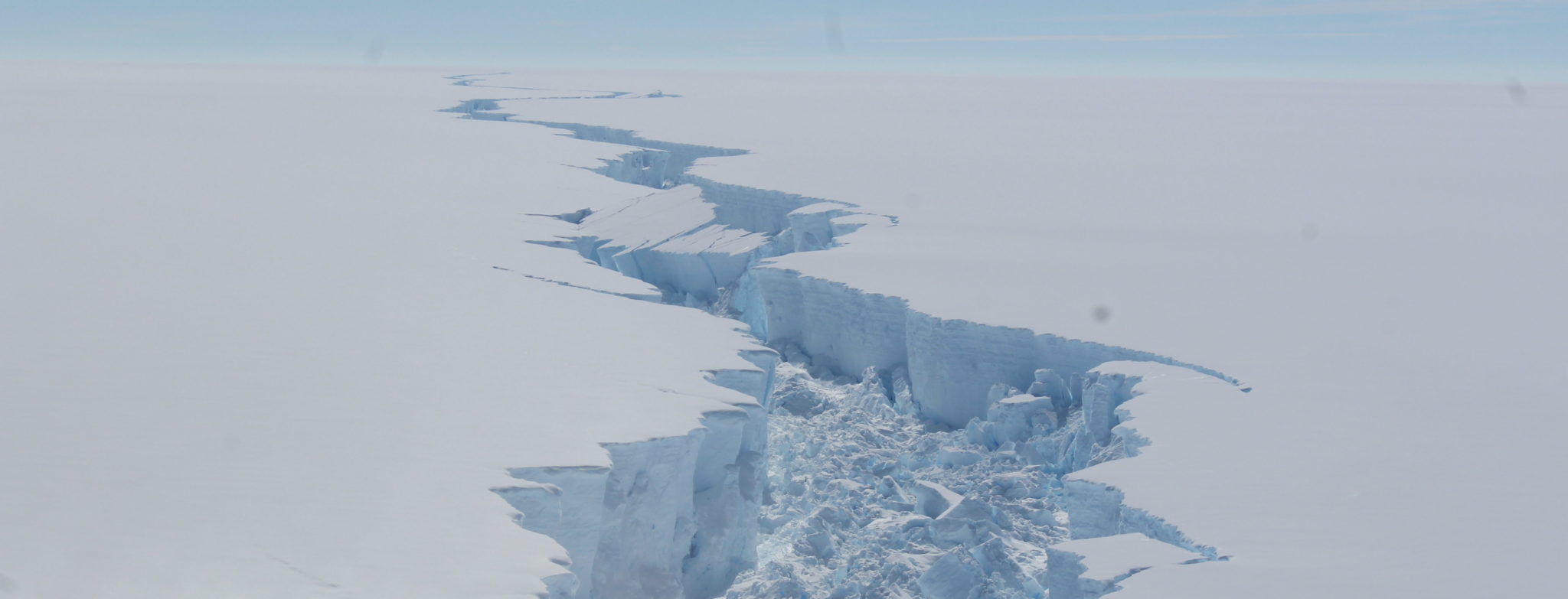 Huge Antarctic iceberg finally breaks free - British Antarctic Survey