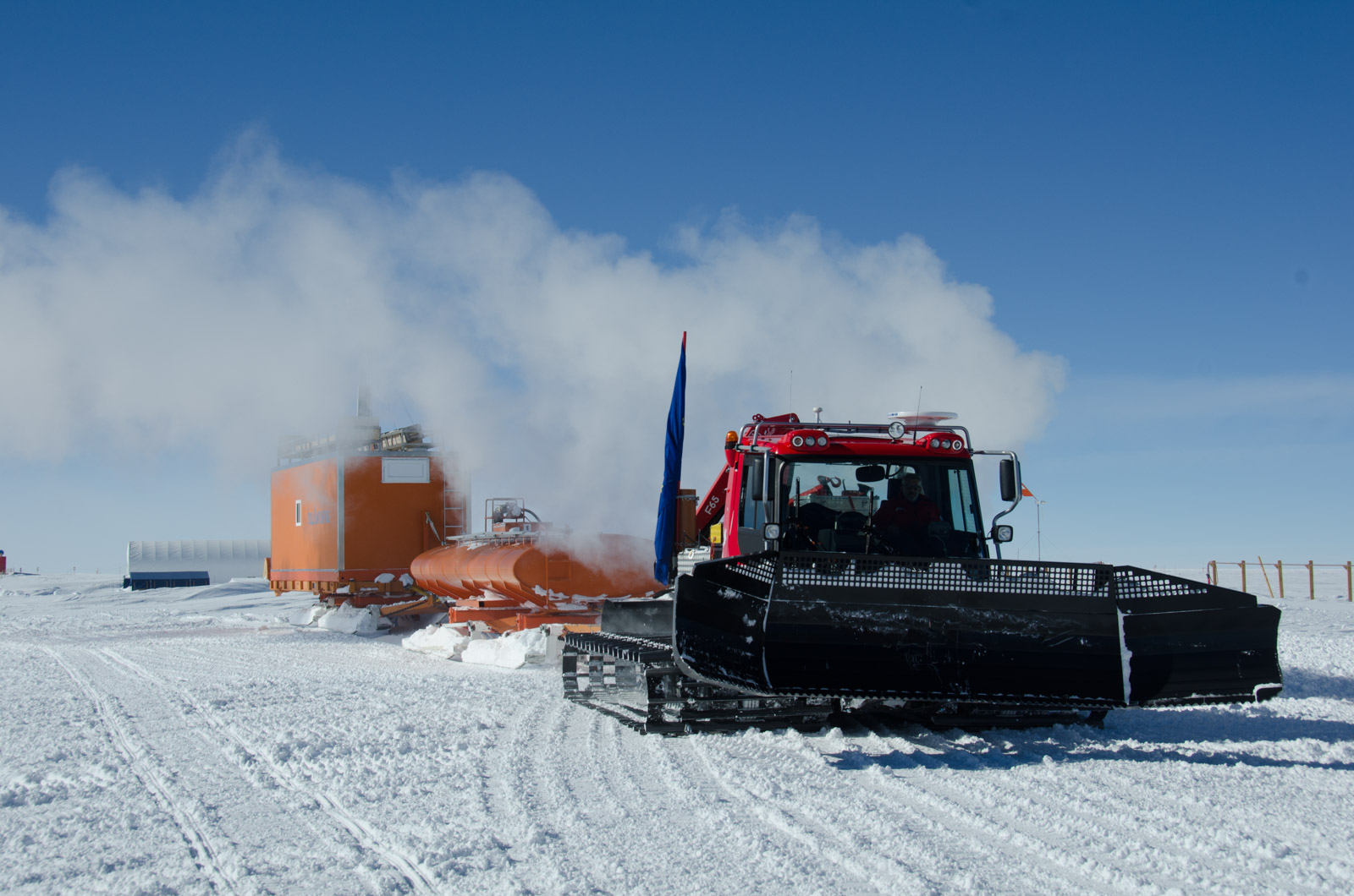 SCIENCE ON THE ICE - Part 2: Setting up camp at Little Dome C - British ...