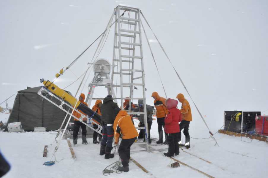 Scientists drill for first time on remote Antarctic Glacier - British ...