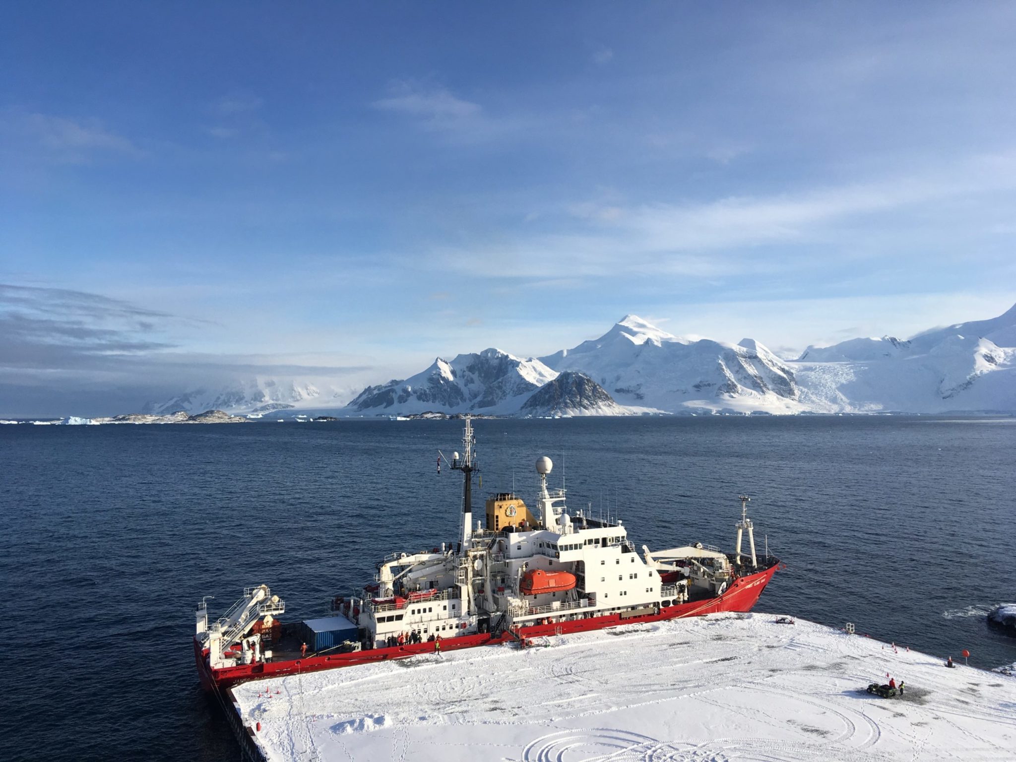 Rothera Research Station's new wharf achieves first CEEQUAL award in ...