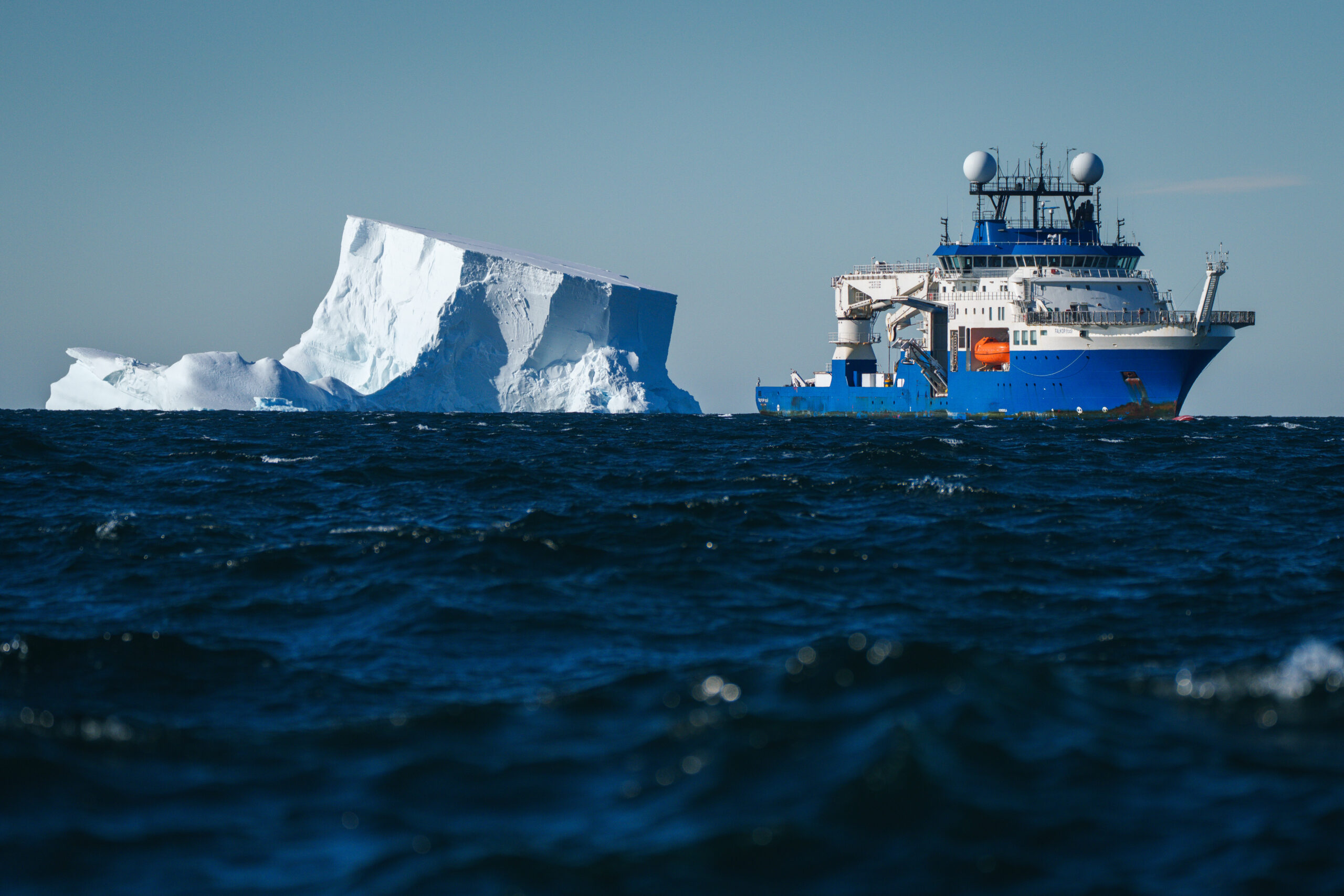 Thriving ecosystem discovered following iceberg calving - British ...